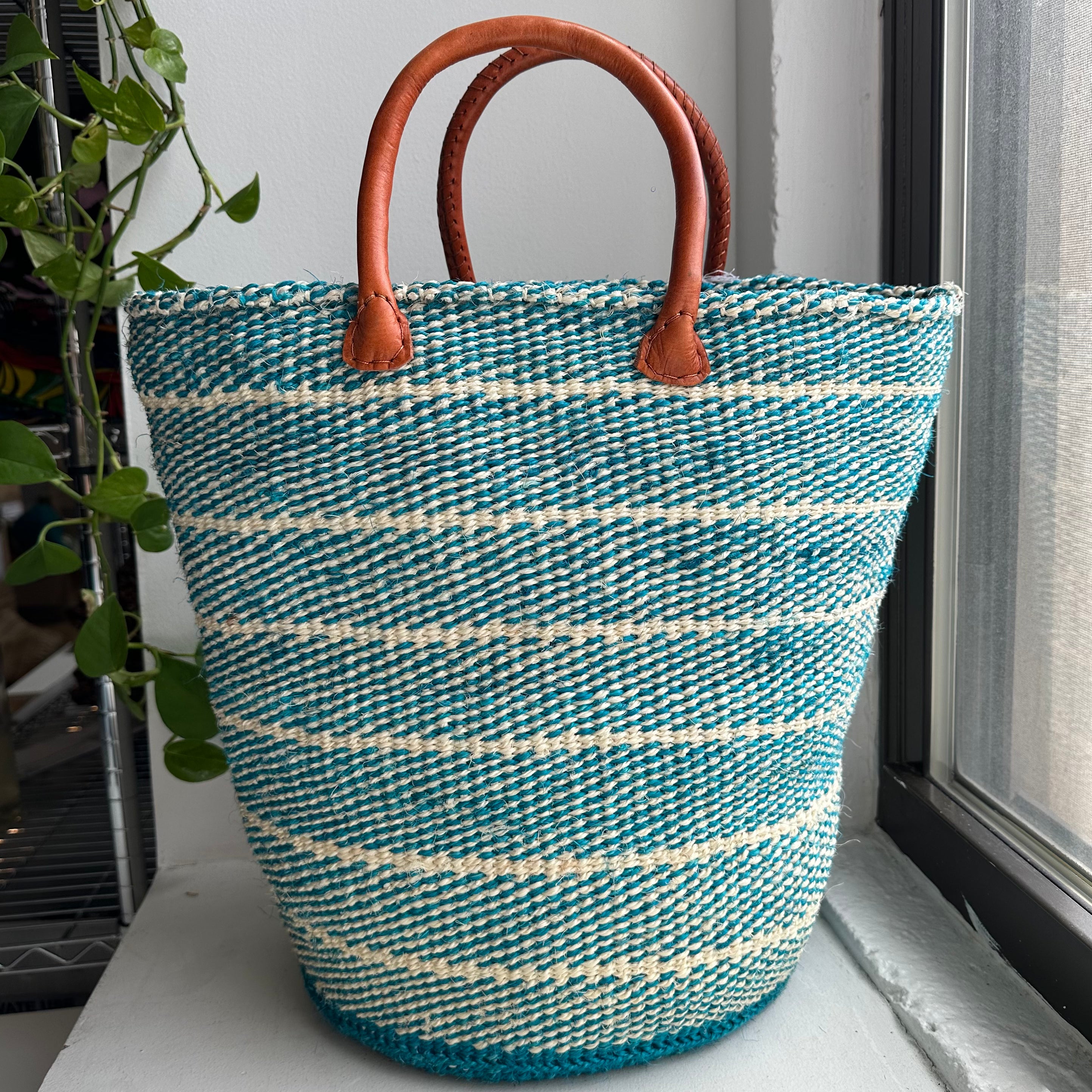 Majira Basket ( Click for more colors) – Zuri