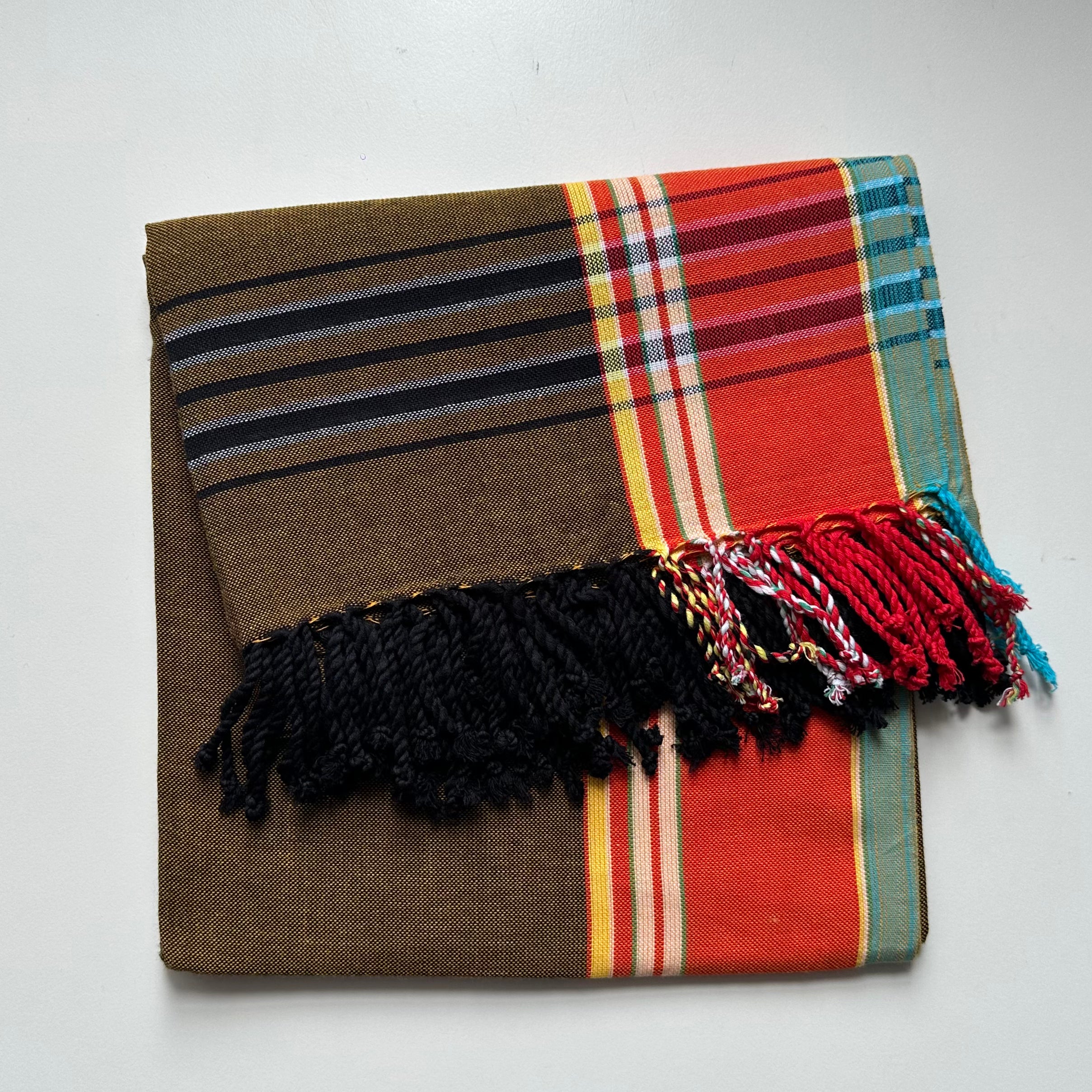 Kikoi (click for more colors) – Zuri